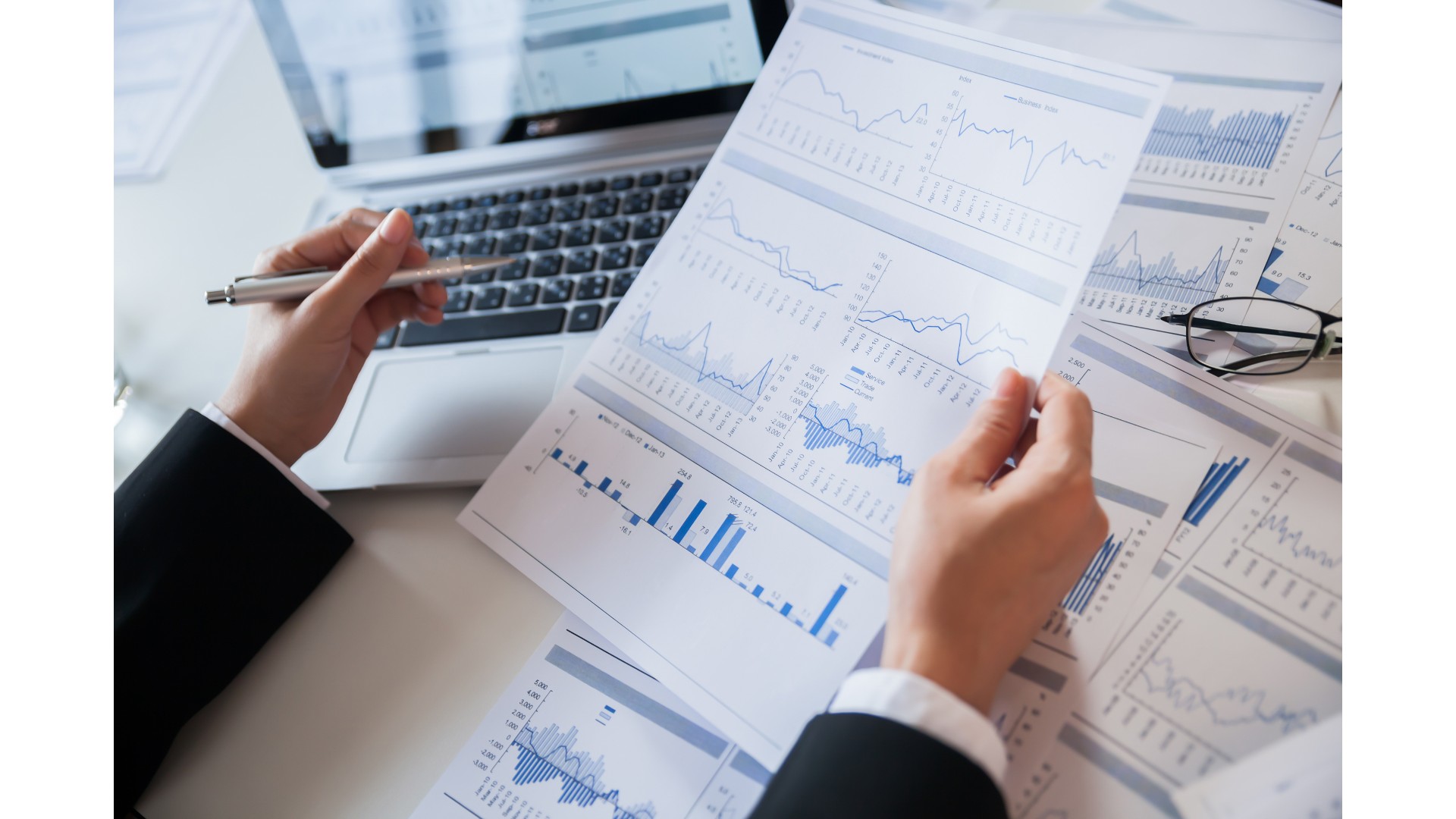 Improve Your Financial Reporting Through Outsourcing